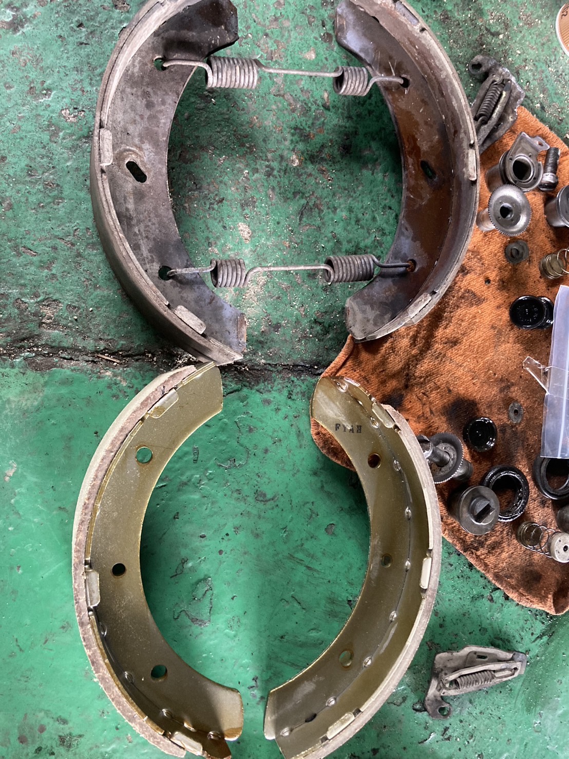 キャンター整備！リアブレーキオーバーホール！！ – ジョイカル豊栄店 笹山モータース